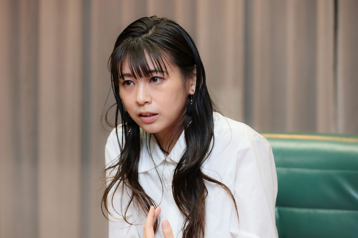 [写真](36ページ目)49kgの美脚グラドル→75kgの“お腹ダルダル”状態に「太りなさいと言われて…」小阪由佳（39）が語る“激太り時代”の衝撃の真相 | 文春オンライン