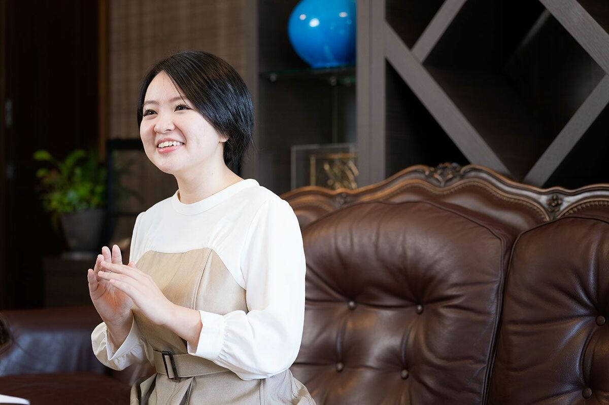 [写真](5ページ目)事務所解散も、21歳で9LDKの大豪邸を購入…天才演歌歌手“さくらまや”が語る、デビューから15年の現在地〈写真多数〉 | 文春オンライン