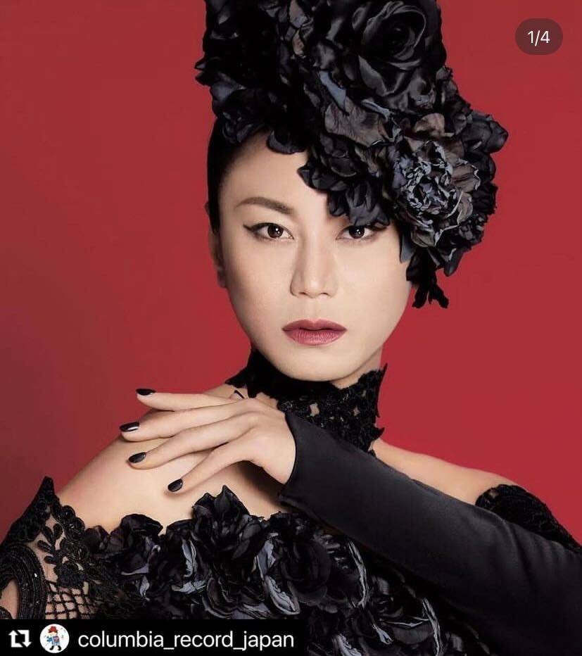 [写真](8ページ目)《レコ大、紅白で歌手活動休養》氷川きよし（45）が望む事務所独立と「Kiina」への正式改名「豪邸の権利、芸名の使用…立ちはだかる“契約問題”」 | 文春オンライン