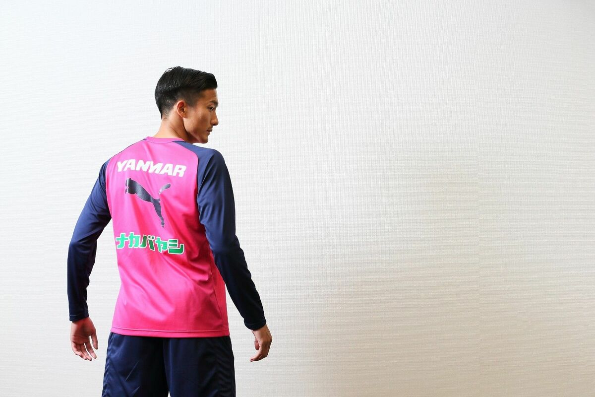 [写真](5ページ目)“生粋の慶応ボーイ” セレッソ都倉賢「『諦めの悪い男』のあだ名が嬉しい」 | 文春オンライン