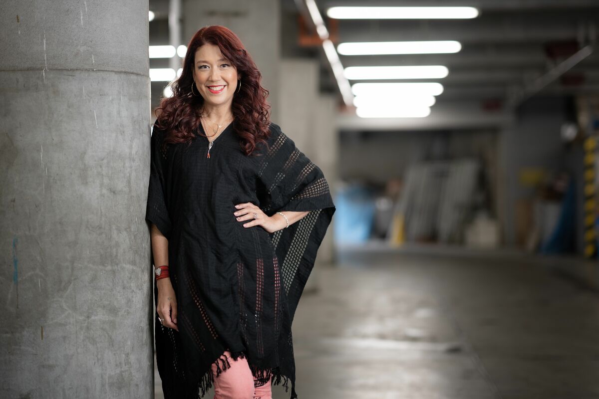 [写真](18ページ目)「テレビで『母親と仲良くなれない』と話したらすごい反響で…」LiLiCo（52）が“母との不仲”を公表した本当の理由 | 文春オンライン