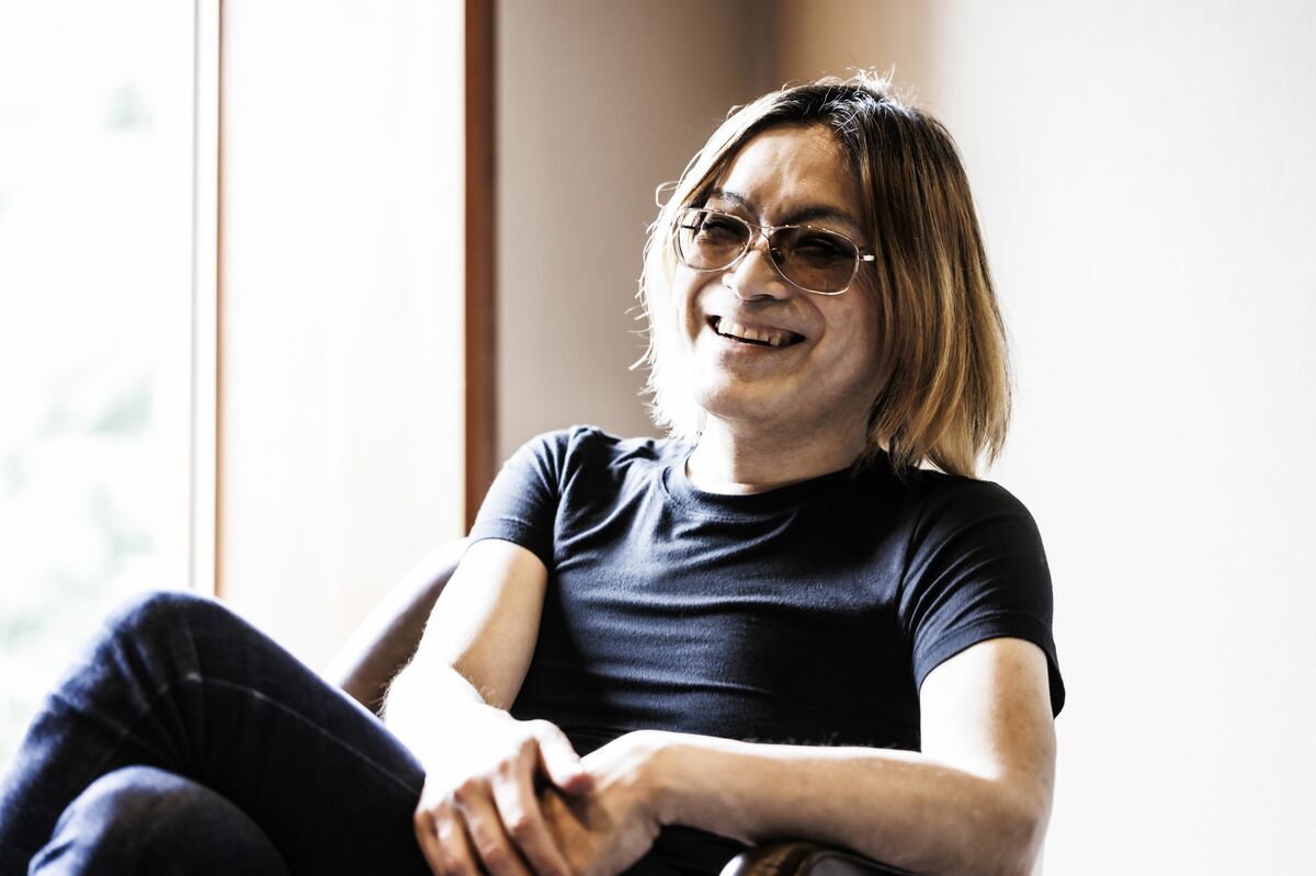 [写真](17ページ目)「お尻から水が出るほど…」ROLLY（61）が今でも忘れない「“いとこ・槇原敬之”の母」から言われた言葉 | 文春オンライン