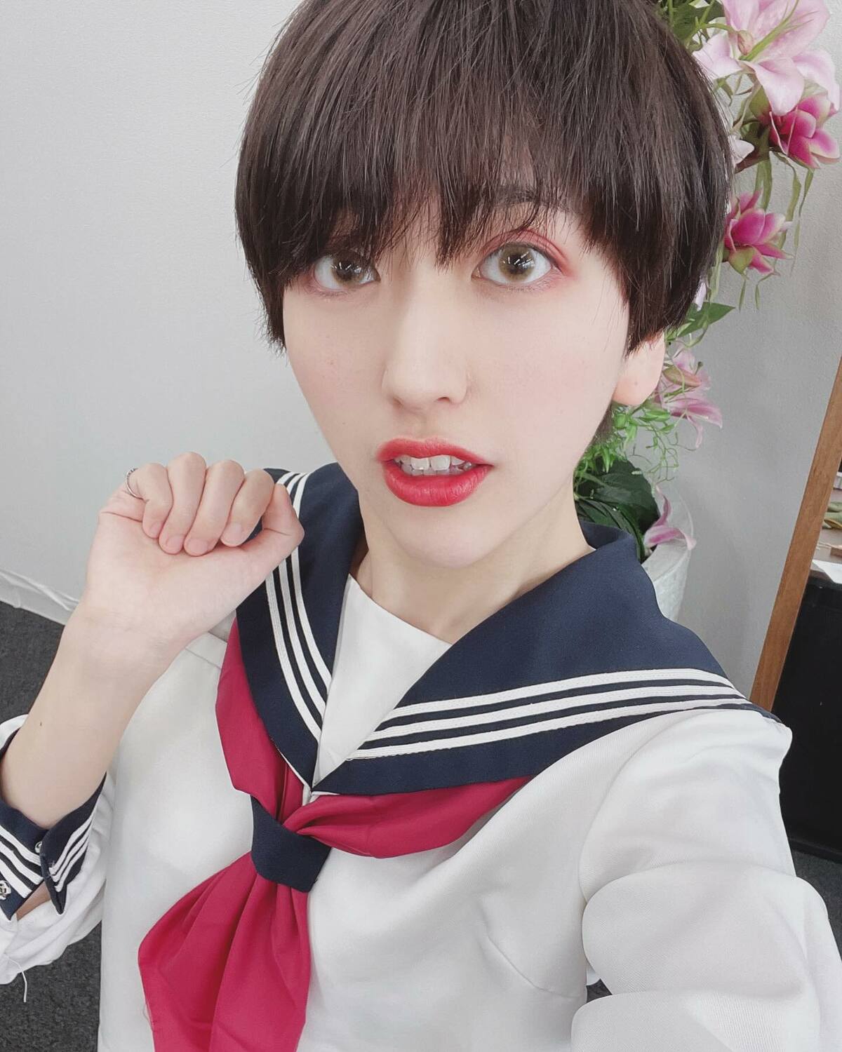 [写真](13ページ目)IQ140のセクシー女優「慶應の経済」を1年で退学した理由 | 文春オンライン