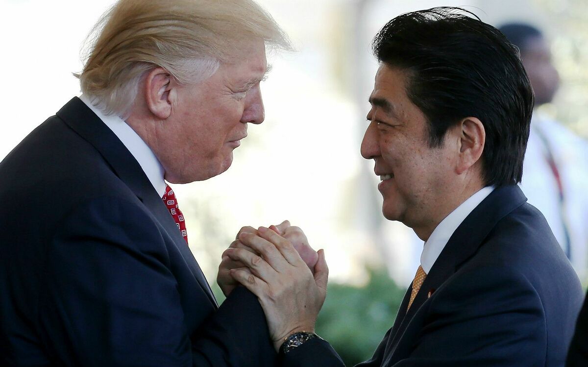 トランプより女優の出家 「平和な日本」を担った首相の訪米 | 文春オンライン