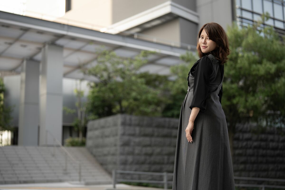 [写真](17ページ目)手取り12万円→年収4000万円に爆増、27歳で“3LDKの新築タワマン”購入…“お金も地位も手に入れた”大手外資系OL（34）が、それでも満たされなかったワケ ...