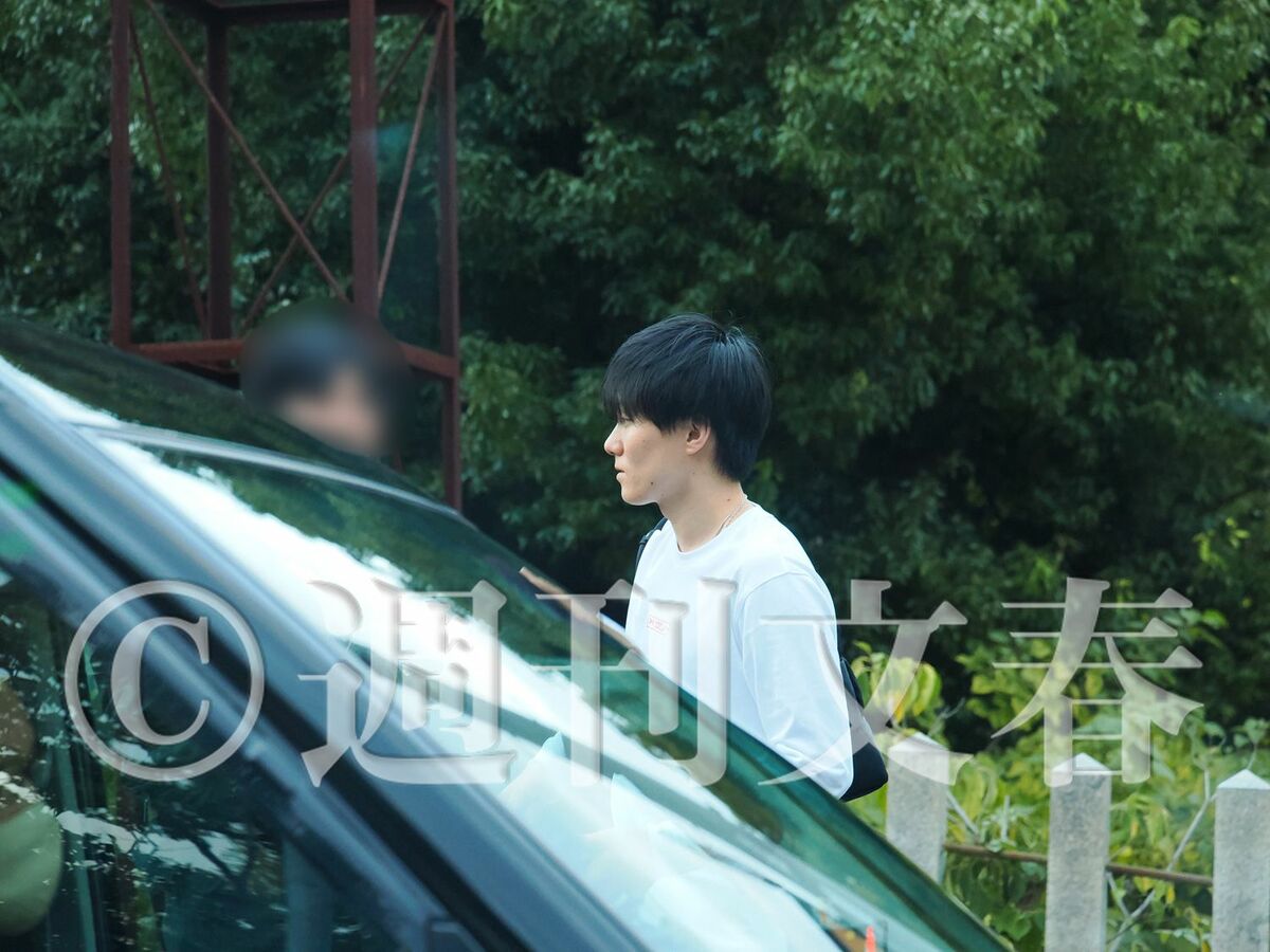 [写真](13ページ目)キムタク＆静香の長女・Cocomi（24）がバレー“天才リベロ”と真剣交際！《本人は直撃に「仲良くさせていただいてます」》 | 文春オンライン