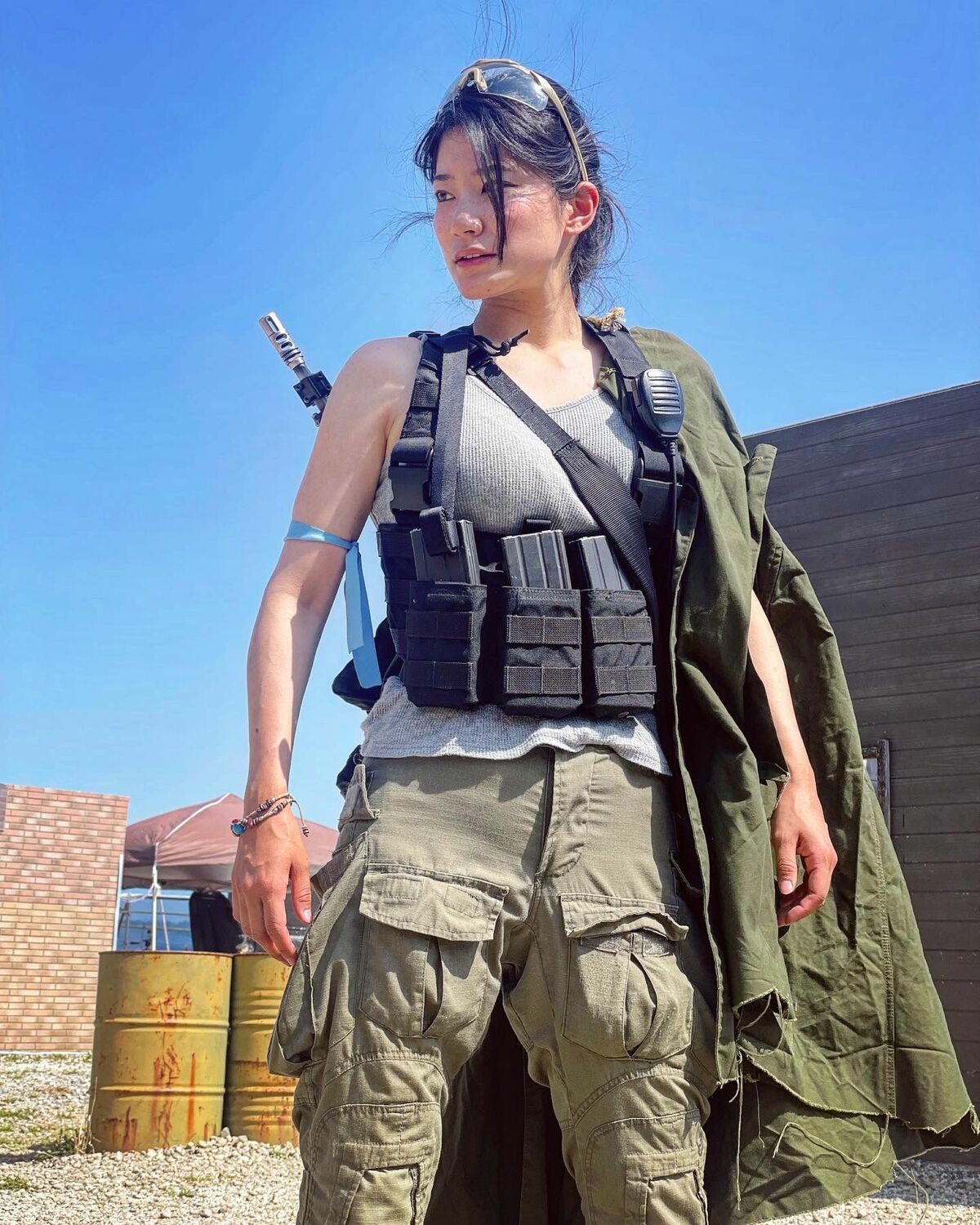 [写真](51ページ目)半年で37キロ減量、容姿が変わりすぎて「友だちに気づかれず…」85kg→48kgになった“サバゲー女子”が語る、ダイエット後の変化 | 文春オンライン