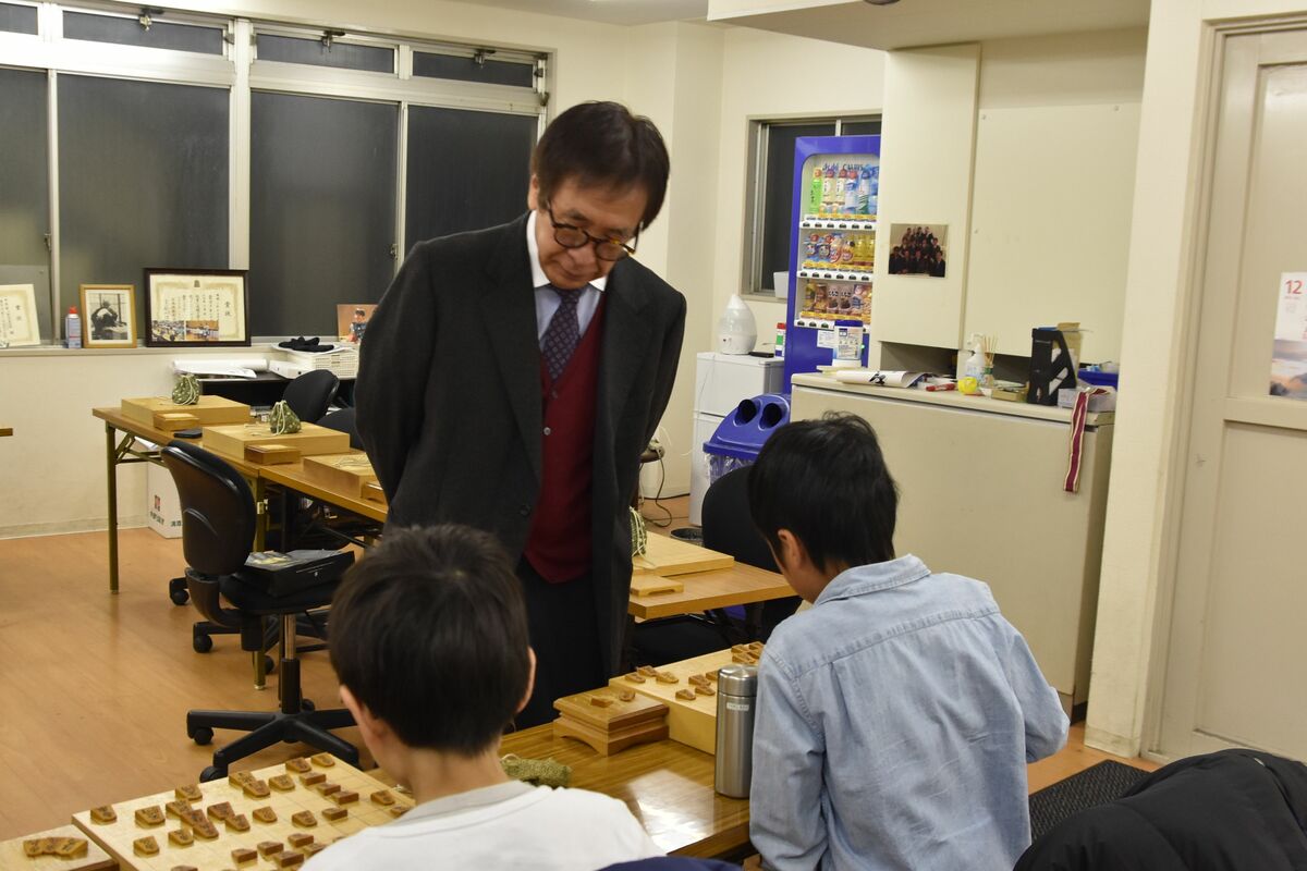 [写真](9ページ目)本田奎五段のタイトル初挑戦 師匠は「コツコツというよりは一気に飛躍するタイプ」 | 文春オンライン