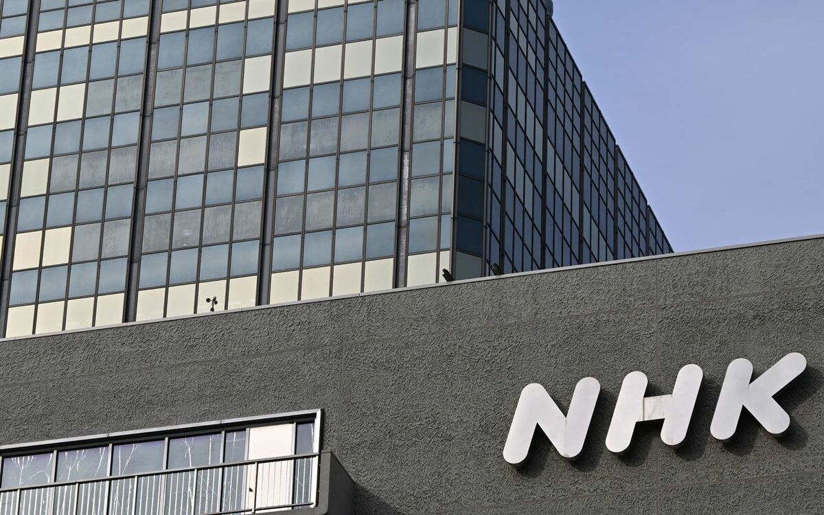 (4ページ目)「NHKをぶっこわーす」の内憂外患 構想のない政治家、潰れそうな地方紙、ネット対応できないプロパー副会長の三角関係 | 文春オンライン