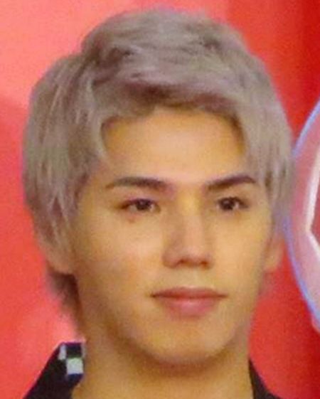 [写真](2ページ目)「付き合ってて、抱きしめました」マイファスHiro（30）と山本舞香（26）の“同棲愛スクープ写真”「Hiroが堂々交際宣言、伊藤健太郎との“ひき逃げ破局→元サヤ愛”の ...