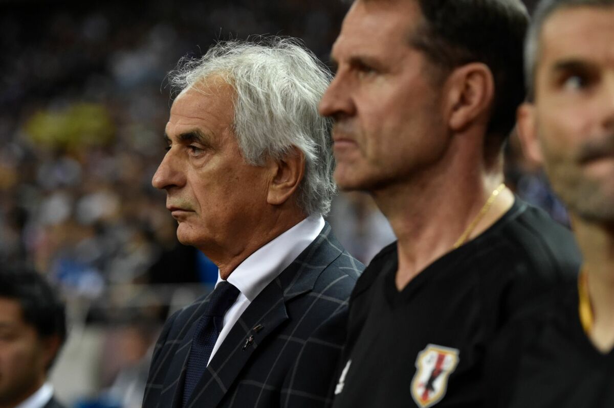 [写真](4ページ目)監督室でぽろぽろと涙を流したあの日……内田篤人が振り返る「W杯メンバー落ち」の真実 | 文春オンライン