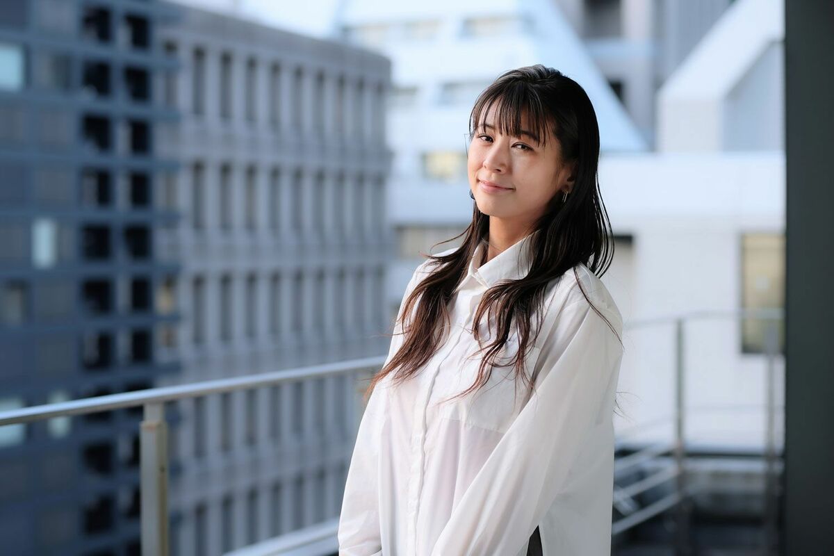 [写真](19ページ目)49kgの美脚グラドル→75kgの“お腹ダルダル”状態に「太りなさいと言われて…」小阪由佳（39）が語る“激太り時代”の衝撃の真相 | 文春オンライン