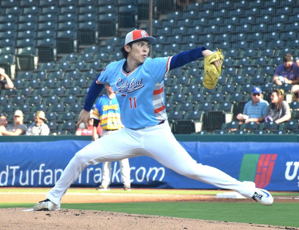 [写真](2ページ目)佐々木朗希が明かす、突如162kmに“球速アップ”した理由「自分の動画を見ていて“ひらめいた”」「美馬さんの引退がきっかけに」 | 文春オンライン